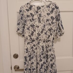 Simplee Apparel | Dresses | Simplee Navy And White Floral Maxi Dress ...